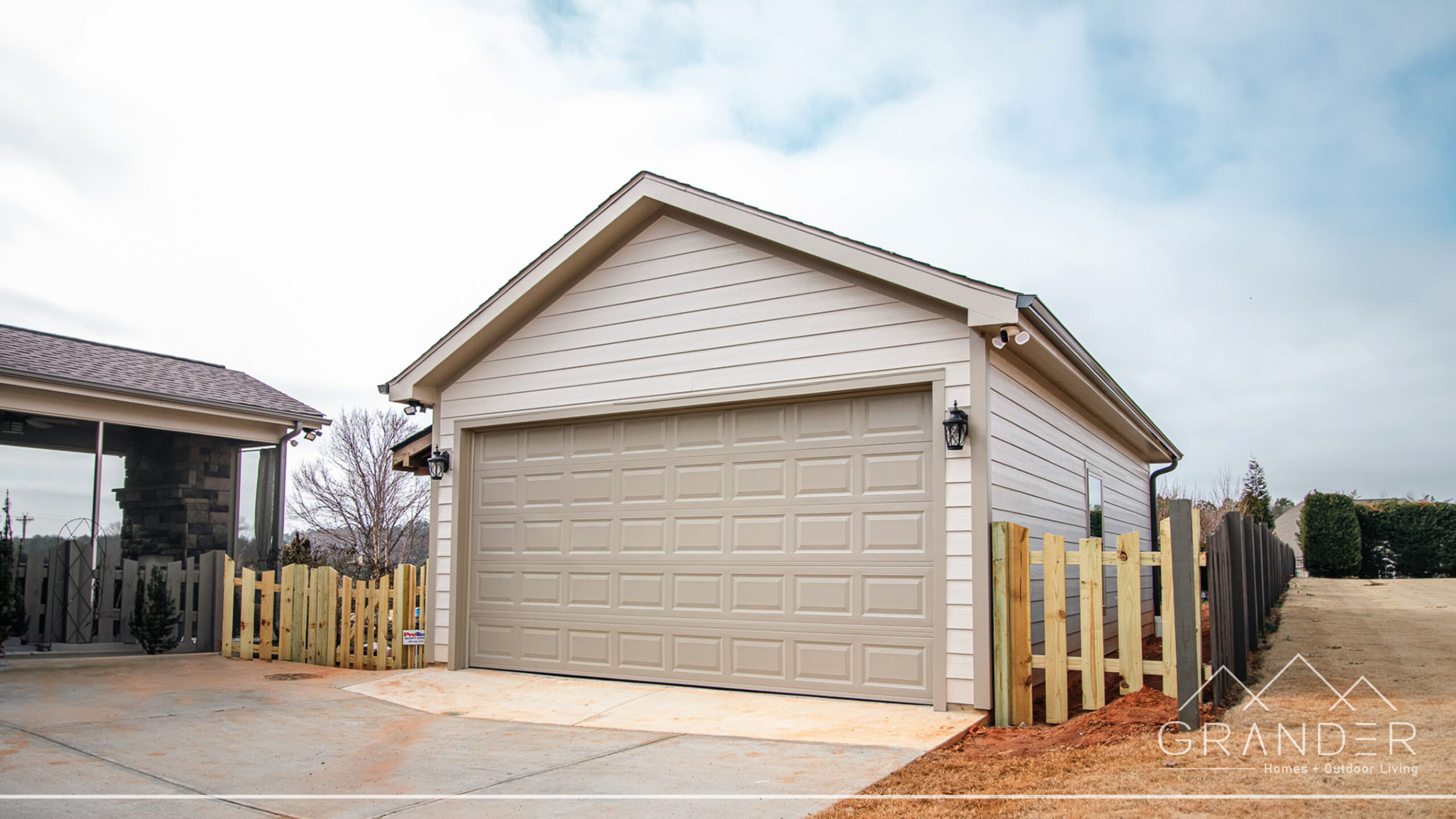 Pool Houses + Garages – Grander Construction
